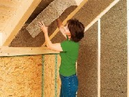 Bioconstruction : compressed blocks of straw - Douliere Hay France